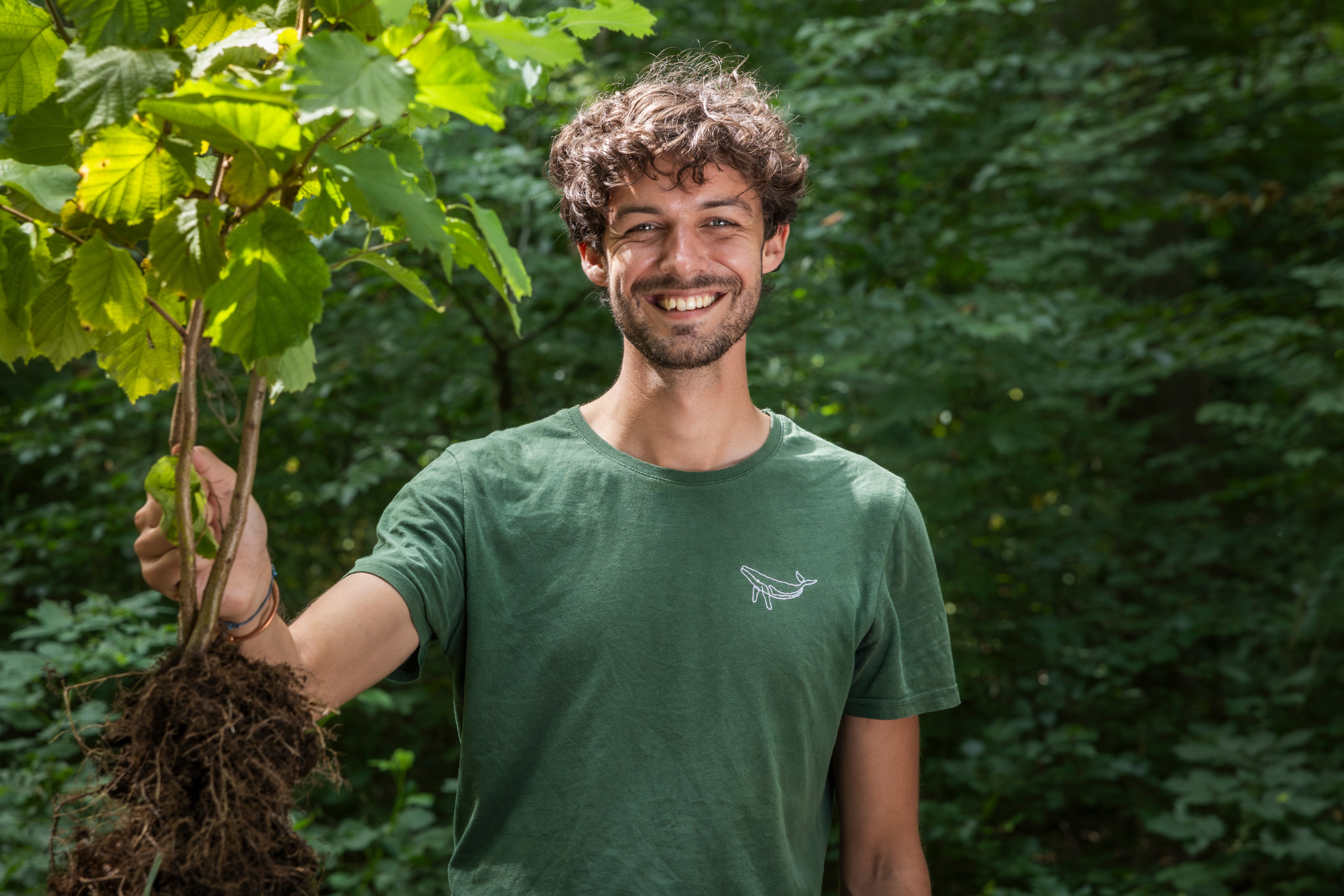Met Green Friday roepen we op: doe de aarde niet in de uitverkoop - Trees for All